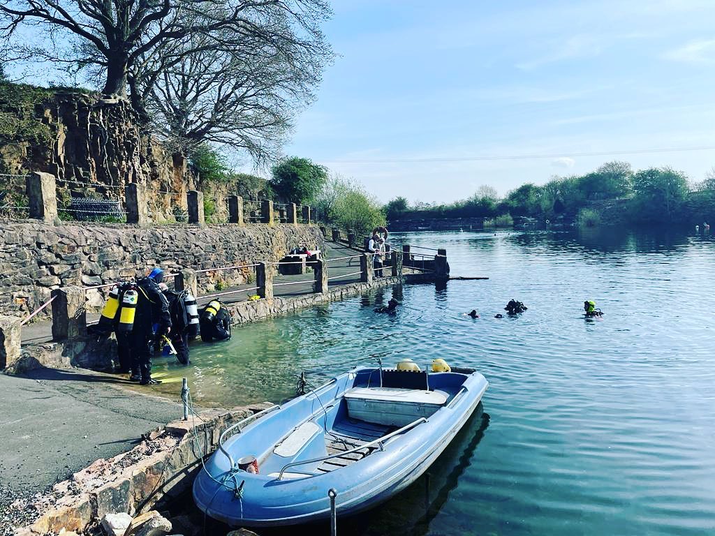 Scuba Cheshire | Into The Deep | Stockport | PADI 5* Dive Center